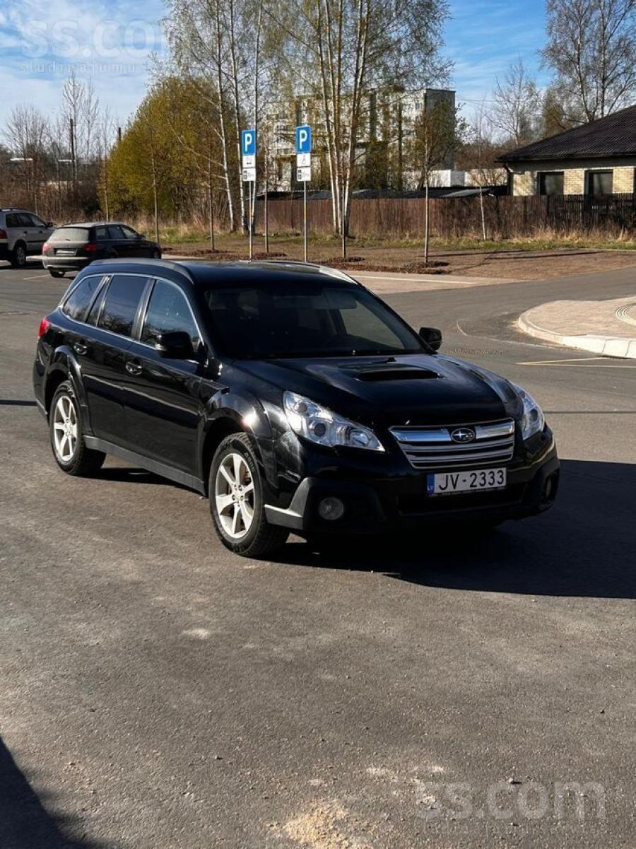 Black Subaru Outback 2015 in Riga, with an engine capacity of 2.00 L and mileage of 269 thousand km for 4900 €, photo 3 on AUTOMOTO.COM.LV