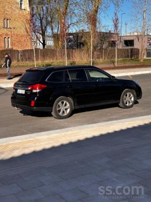 Black Subaru Outback 2015 in Riga, with an engine capacity of 2.00 L and mileage of 269 thousand km for 4900 €, photo 9 on AUTOMOTO.COM.LV