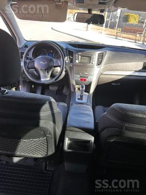 Black Subaru Outback 2015 in Riga, with an engine capacity of 2.00 L and mileage of 269 thousand km for 4900 €, photo 12 on AUTOMOTO.COM.LV