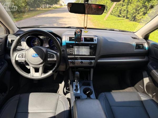 Black Subaru Outback 2017 in Kaunas, with an engine capacity of 3.60 L and mileage of 175 thousand km for 14000 €, photo 7 on AUTOMOTO.COM.LV