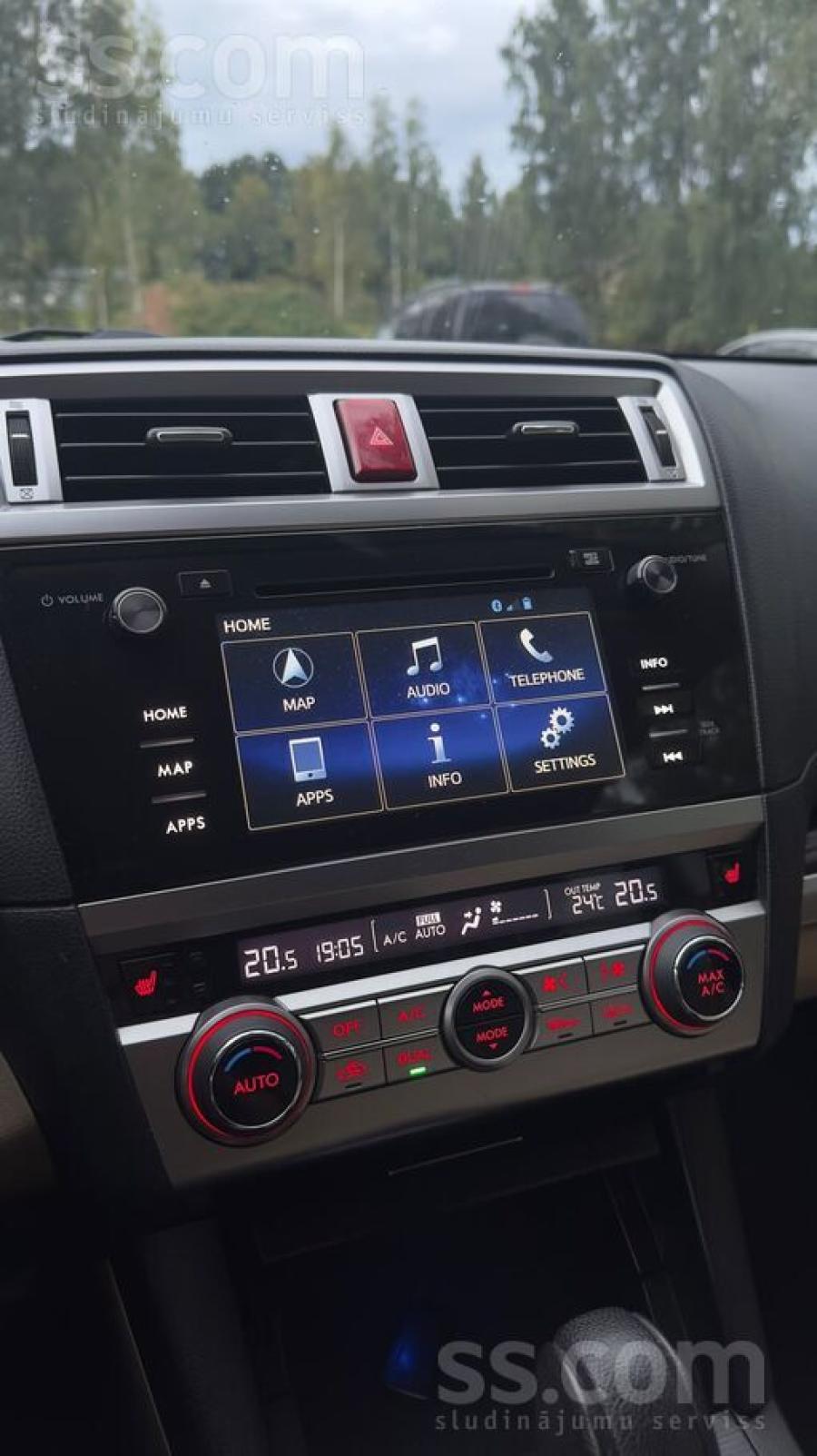 Black Subaru Outback 2018 in Riga, with an engine capacity of 2.00 L and mileage of 160 thousand km for 15500 €, photo 12 on AUTOMOTO.COM.LV