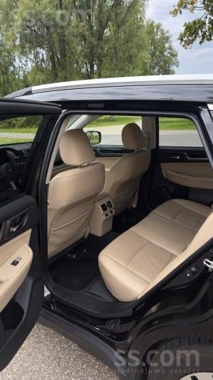 Black Subaru Outback 2018 in Riga, with an engine capacity of 2.00 L and mileage of 160 thousand km for 15500 €, photo 18 on AUTOMOTO.COM.LV
