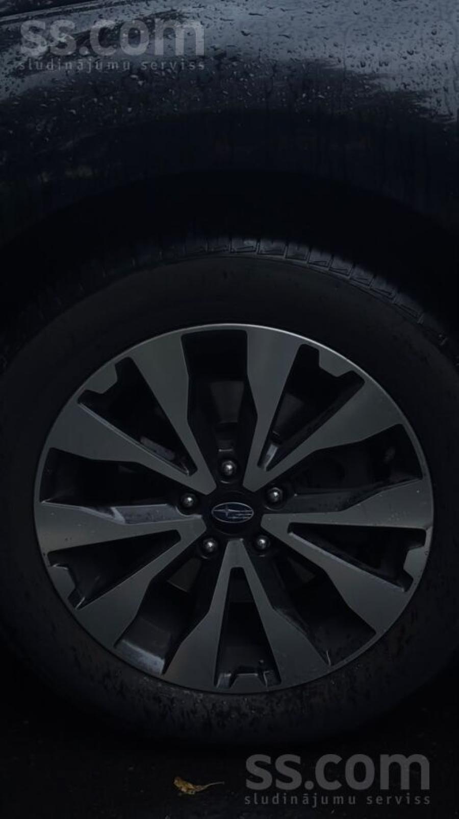 Black Subaru Outback 2018 in Riga, with an engine capacity of 2.00 L and mileage of 160 thousand km for 15500 €, photo 23 on AUTOMOTO.COM.LV