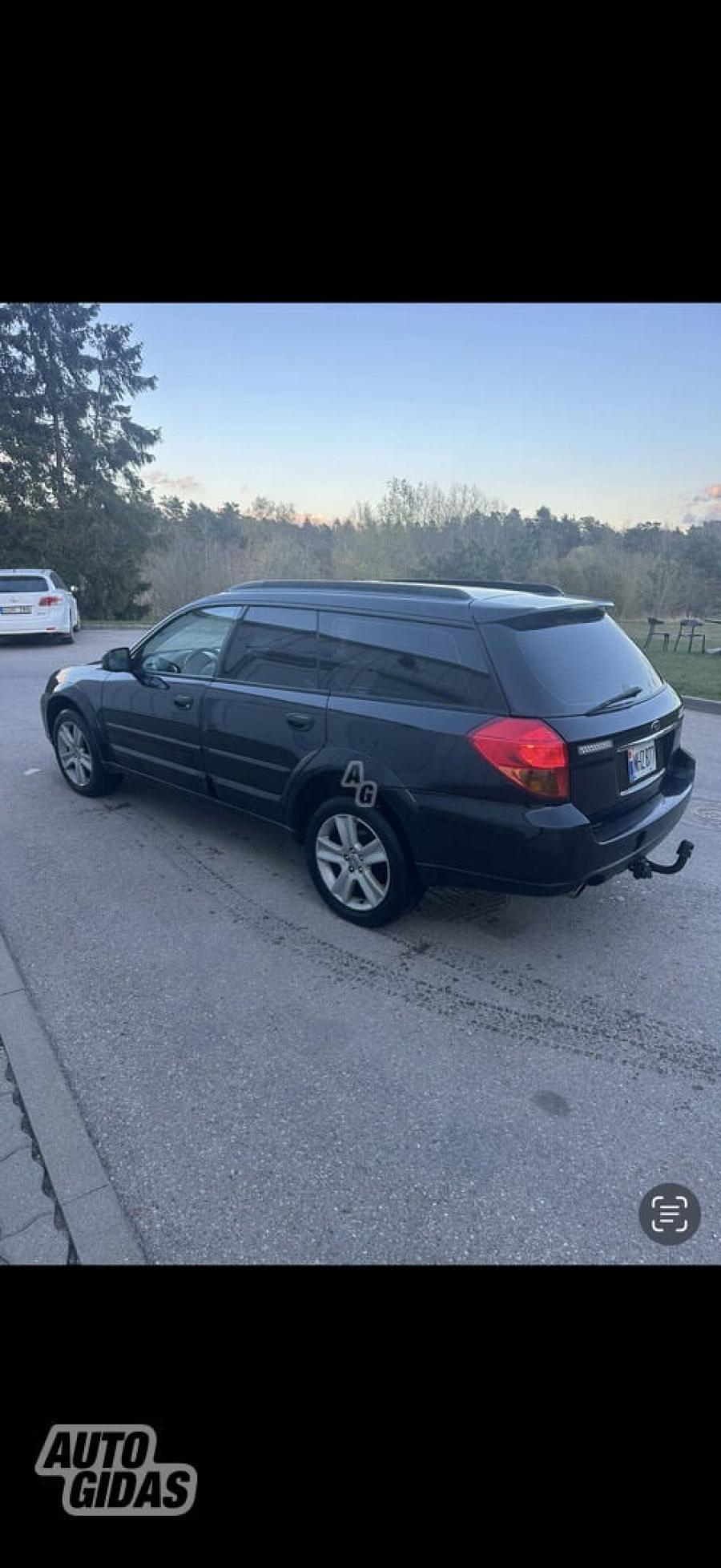 Melns Subaru Outback 2003 Utena, ar dzinēja tilpumu 3.00 L un nobraukumu 330 tūkst. km par 2999 €, foto 3 vietnē AUTOMOTO.COM.LV