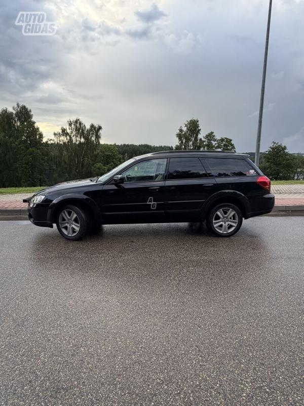 Black Subaru Outback 2003 in Utena, with an engine capacity of 3.00 L and mileage of 330 thousand km for 3000 €, photo 6 on AUTOMOTO.COM.LV