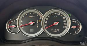 Black Subaru Outback 2003 in Utena, with an engine capacity of 3.00 L and mileage of 330 thousand km for 2999 €, photo 18 on AUTOMOTO.COM.LV