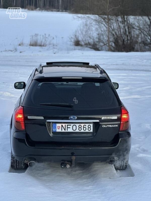 Black Subaru Outback 2004 in Kazlu Ruda, with an engine capacity of 2.50 L and mileage of 250 thousand km for 2350 €, photo 6 on AUTOMOTO.COM.LV