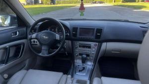Черный Субару Аутбек 2004 в Шилуте, объемом двигателя 3.00 л и пробегом 387 тыс. км за 1999 €, фото 12 на AUTOMOTO.COM.LV