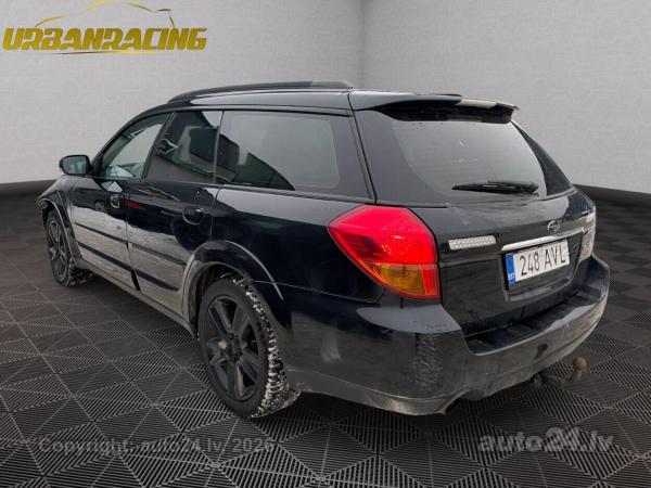 Black Subaru Outback 2005 in Tallinn, with an engine capacity of 2.50 L and mileage of 308 thousand km for 699 €, photo 4 on AUTOMOTO.COM.LV