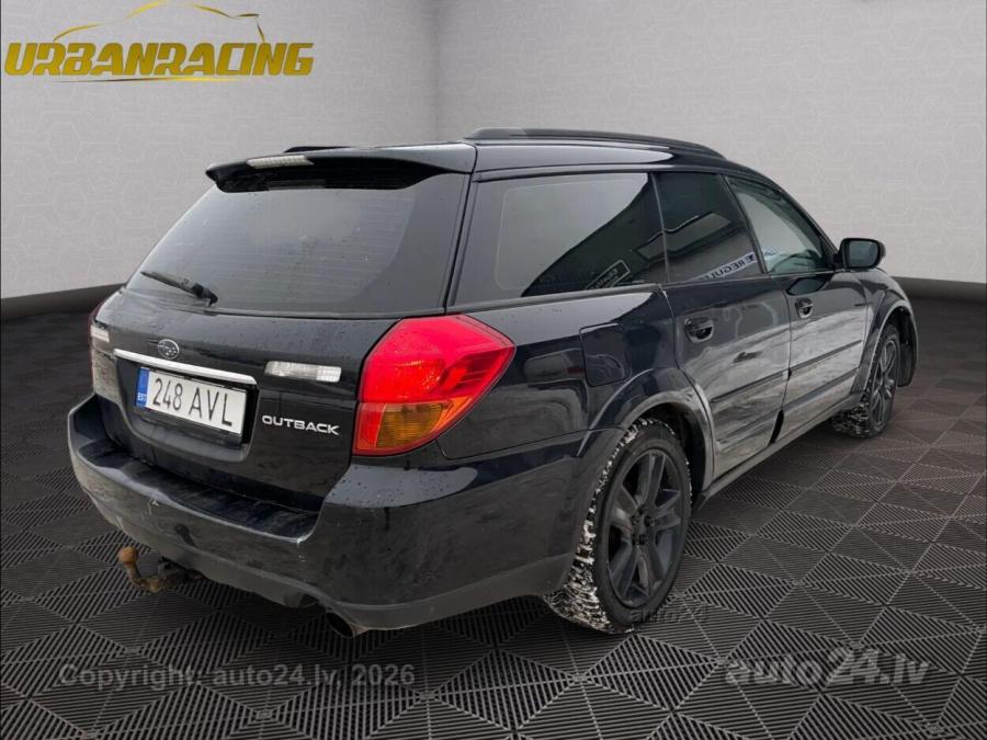 Black Subaru Outback 2005 in Tallinn, with an engine capacity of 2.50 L and mileage of 308 thousand km for 699 €, photo 6 on AUTOMOTO.COM.LV