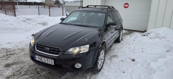 Black Subaru Outback 2005 in Rietavas, with an engine capacity of 2.50 L and mileage of 249 thousand km for 3200 €, photo 3 on AUTOMOTO.COM.LV