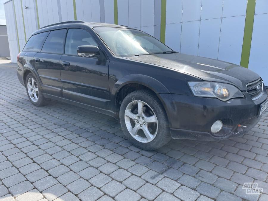 Черный Субару Аутбек 2005 в Расейняй, объемом двигателя 2.50 л и пробегом 300 тыс. км за 900 €, фото 7 на AUTOMOTO.COM.LV
