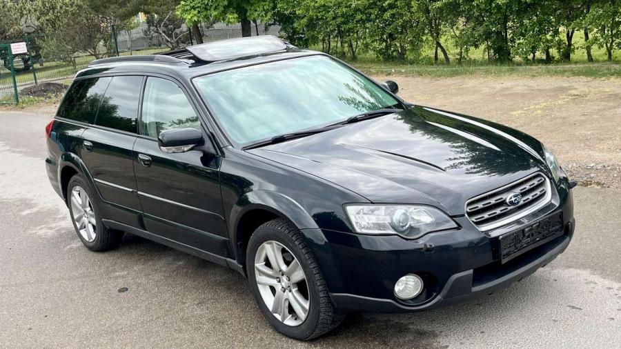 Black Subaru Outback 2005 in Silute, with an engine capacity of 3.00 L and mileage of 284 thousand km for 3150 €, photo 11 on AUTOMOTO.COM.LV