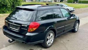 Black Subaru Outback 2005 in Silute, with an engine capacity of 3.00 L and mileage of 284 thousand km for 3150 €, photo 13 on AUTOMOTO.COM.LV