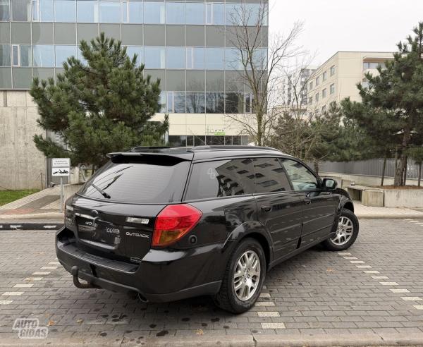 Black Subaru Outback 2006 in Vilnius, with an engine capacity of 2.50 L and mileage of 297 thousand km for 3599 €, photo 3 on AUTOMOTO.COM.LV