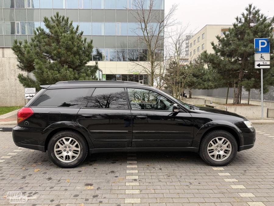 Melns Subaru Outback 2006 Viļņa, ar dzinēja tilpumu 2.50 L un nobraukumu 297 tūkst. km par 3599 €, foto 6 vietnē AUTOMOTO.COM.LV