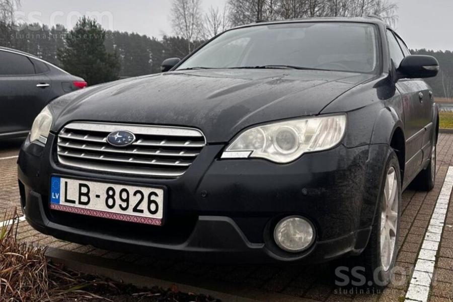 Black Subaru Outback 2006 in Riga, with an engine capacity of 2.50 L and mileage of 344 thousand km for 2900 €, photo 1 on AUTOMOTO.COM.LV