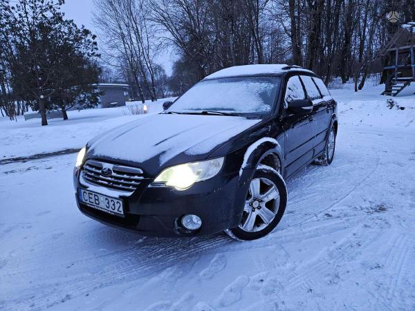 Black Subaru Outback 2006 in Vilnius, with an engine capacity of 2.46 L and mileage of 253 thousand km for 2600 €, photo 1 on AUTOMOTO.COM.LV