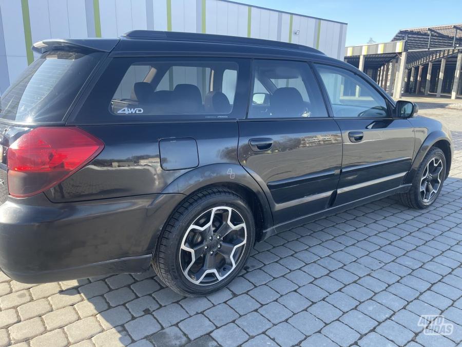 Black Subaru Outback 2006 in Raseiniai, with an engine capacity of 2.50 L and mileage of 350 thousand km for 1250 €, photo 1 on AUTOMOTO.COM.LV
