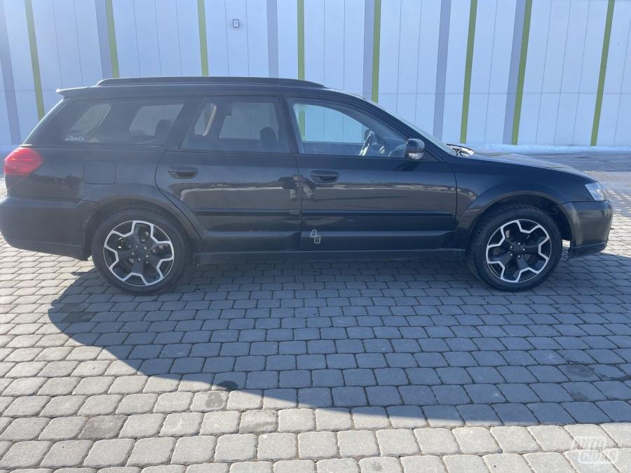 Black Subaru Outback 2006 in Raseiniai, with an engine capacity of 2.50 L and mileage of 350 thousand km for 1250 €, photo 8 on AUTOMOTO.COM.LV