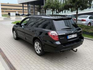 Black Subaru Outback 2006 in Vilnius, with an engine capacity of 2.46 L and mileage of 314 thousand km for 2750 €, photo 5 on AUTOMOTO.COM.LV