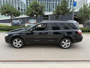 Black Subaru Outback 2006 in Vilnius, with an engine capacity of 2.46 L and mileage of 314 thousand km for 2750 €, photo 6 on AUTOMOTO.COM.LV