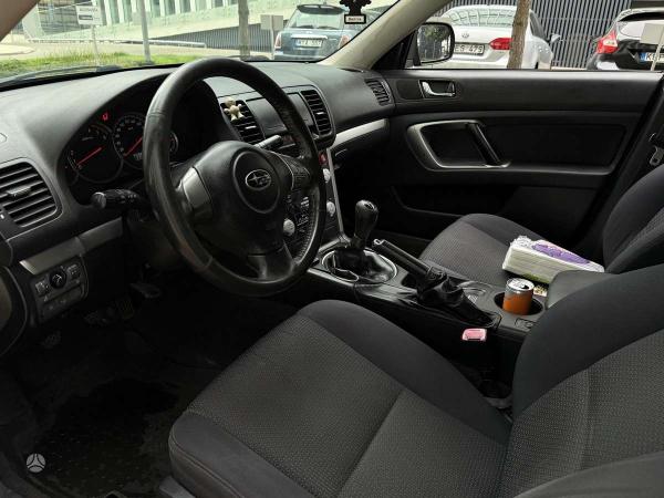 Black Subaru Outback 2006 in Vilnius, with an engine capacity of 2.46 L and mileage of 314 thousand km for 2750 €, photo 8 on AUTOMOTO.COM.LV
