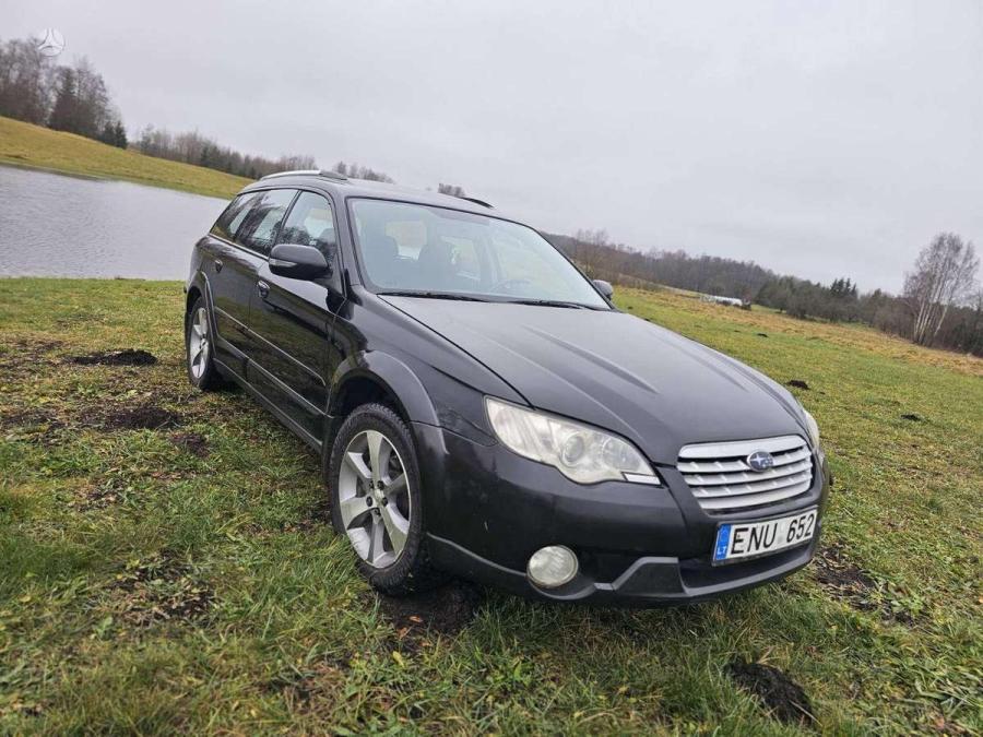 Melns Subaru Outback 2007 Utena, ar dzinēja tilpumu 2.50 L un nobraukumu 400 tūkst. km par 1650 €, foto 1 vietnē AUTOMOTO.COM.LV