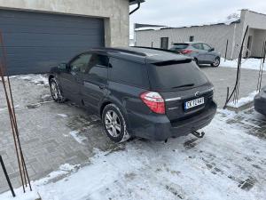 Black Subaru Outback 2007 in Taurage, with an engine capacity of 2.46 L and mileage of 270 thousand km for 2850 €, photo 7 on AUTOMOTO.COM.LV