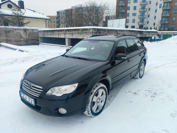 Melns Subaru Outback 2007 Molėtai, ar dzinēja tilpumu 2.46 L un nobraukumu 1 tūkst. km par 3000 €, foto 1 vietnē AUTOMOTO.COM.LV