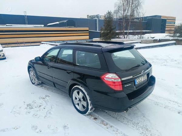 Melns Subaru Outback 2007 Molėtai, ar dzinēja tilpumu 2.46 L un nobraukumu 1 tūkst. km par 3000 €, foto 5 vietnē AUTOMOTO.COM.LV