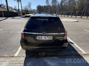 Black Subaru Outback 2007 in Riga, with an engine capacity of 3.00 L and mileage of 432 thousand km for 800 €, photo 5 on AUTOMOTO.COM.LV