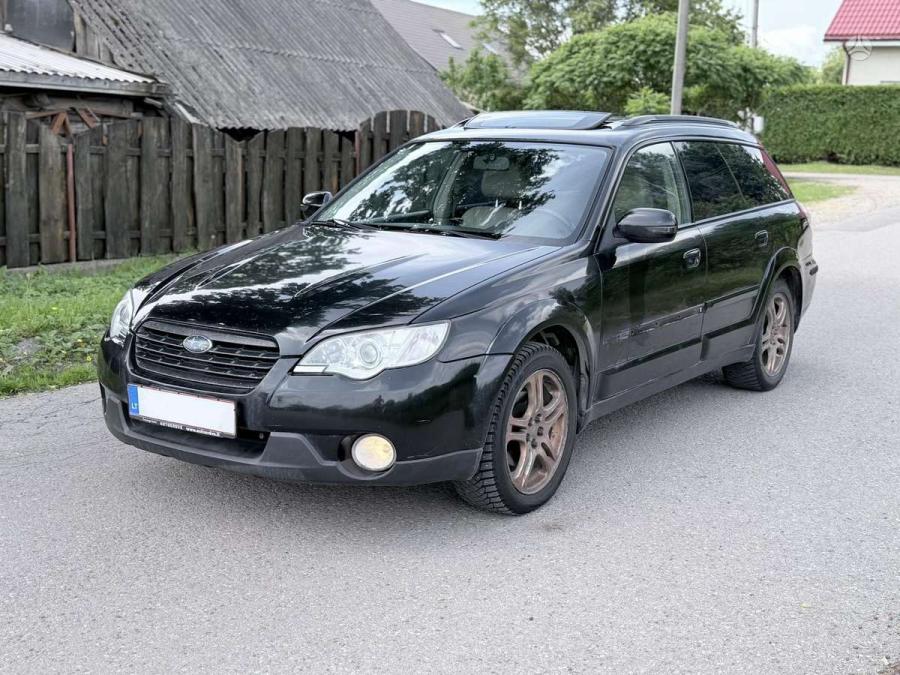 Black Subaru Outback 2007 in Vilnius, with an engine capacity of 3.00 L and mileage of 350 thousand km for 1800 €, photo 1 on AUTOMOTO.COM.LV