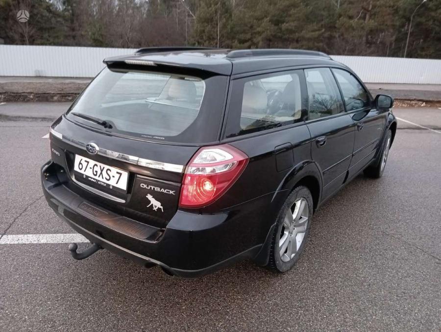 Melns Subaru Outback 2008 Utena, ar dzinēja tilpumu 2.50 L un nobraukumu 211 tūkst. km par 4750 €, foto 4 vietnē AUTOMOTO.COM.LV