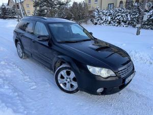 Melns Subaru Outback 2008 Viļņa, ar dzinēja tilpumu 2.46 L un nobraukumu 300 tūkst. km par 2450 €, foto  vietnē AUTOMOTO.COM.LV