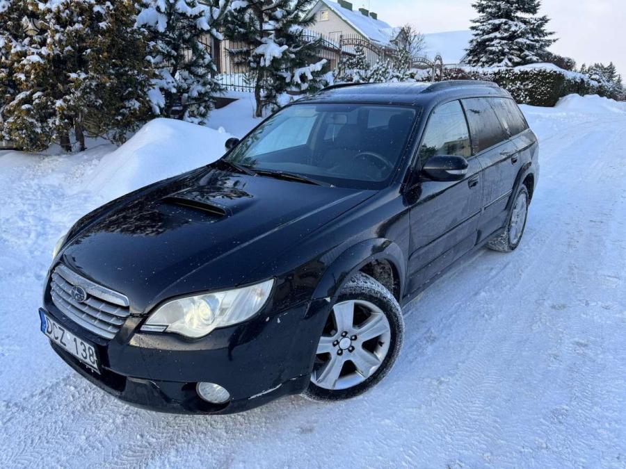 Black Subaru Outback 2008 in Vilnius, with an engine capacity of 2.46 L and mileage of 300 thousand km for 2450 €, photo 5 on AUTOMOTO.COM.LV
