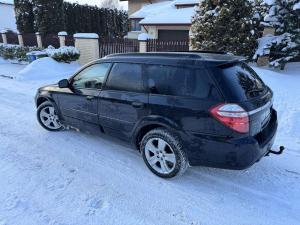 Black Subaru Outback 2008 in Vilnius, with an engine capacity of 2.46 L and mileage of 300 thousand km for 2450 €, photo 8 on AUTOMOTO.COM.LV