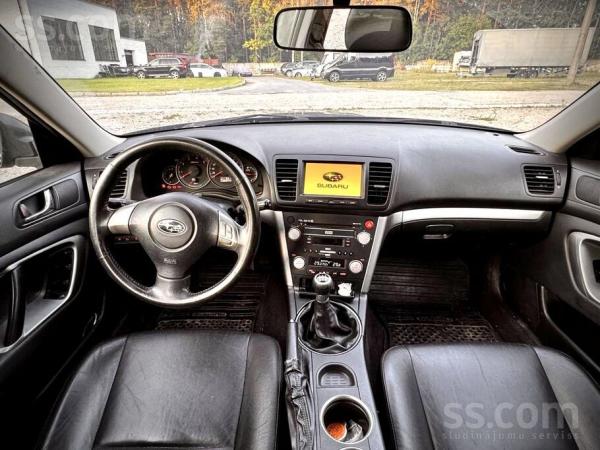 Melns Subaru Outback 2008 Rīga, ar dzinēja tilpumu 2.00 L un nobraukumu 280 tūkst. km par 1800 €, foto 3 vietnē AUTOMOTO.COM.LV