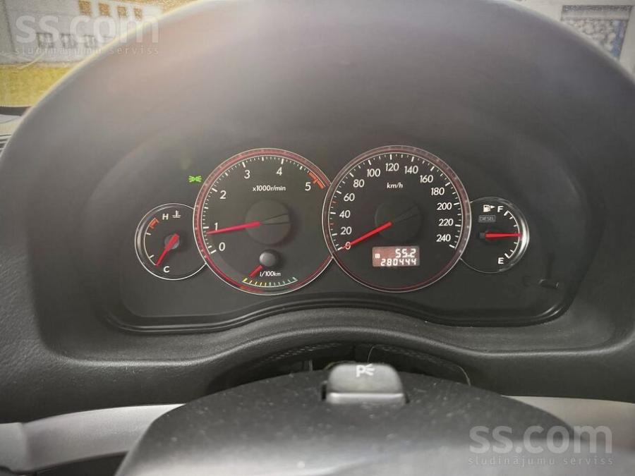 Melns Subaru Outback 2008 Rīga, ar dzinēja tilpumu 2.00 L un nobraukumu 280 tūkst. km par 1800 €, foto 5 vietnē AUTOMOTO.COM.LV