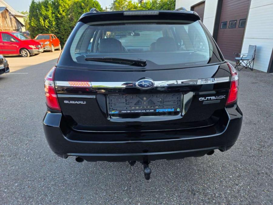 Melns Subaru Outback 2008 Utena, ar dzinēja tilpumu 2.50 L un nobraukumu 236 tūkst. km par 4650 €, foto 5 vietnē AUTOMOTO.COM.LV