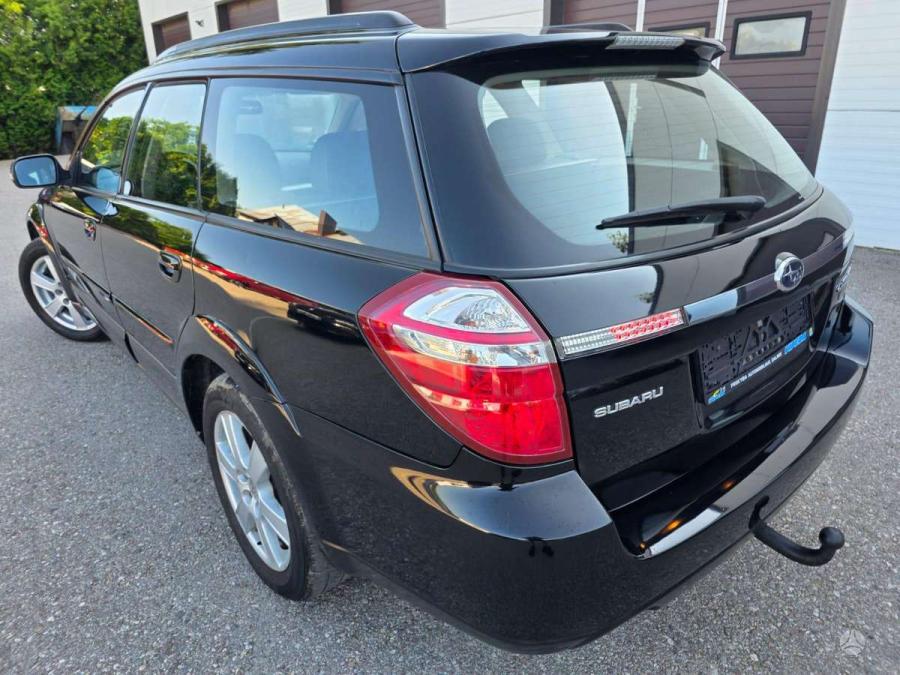 Melns Subaru Outback 2008 Utena, ar dzinēja tilpumu 2.50 L un nobraukumu 236 tūkst. km par 4650 €, foto 6 vietnē AUTOMOTO.COM.LV