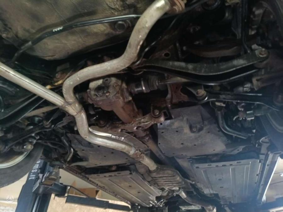 Melns Subaru Outback 2008 Utena, ar dzinēja tilpumu 2.50 L un nobraukumu 236 tūkst. km par 4650 €, foto 28 vietnē AUTOMOTO.COM.LV