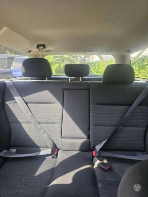 Black Subaru Outback 2008 in Utena, with an engine capacity of 2.46 L and mileage of 212 thousand km for 2750 €, photo 8 on AUTOMOTO.COM.LV