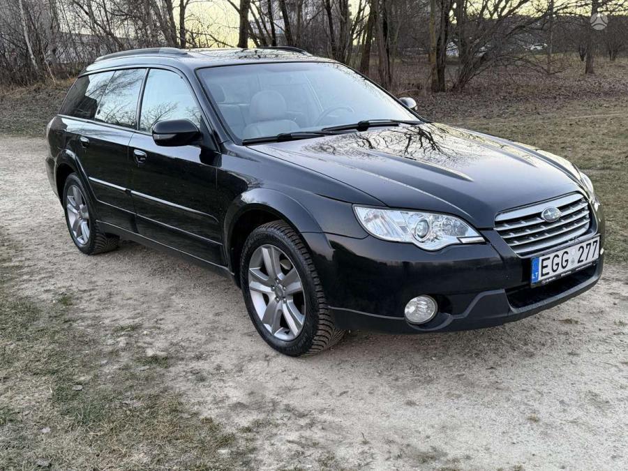 Melns Subaru Outback 2009 Viļņa, ar dzinēja tilpumu 2.46 L un nobraukumu 231 tūkst. km par 2850 €, foto 4 vietnē AUTOMOTO.COM.LV