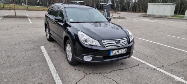 Black Subaru Outback 2010 in Prienai, with an engine capacity of 3.60 L and mileage of 246 thousand km for 9200 €, photo 1 on AUTOMOTO.COM.LV
