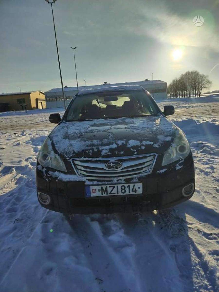 Black Subaru Outback 2010 in Kaunas, with an engine capacity of 2.50 L and mileage of 327 thousand km for 1500 €, photo 15 on AUTOMOTO.COM.LV