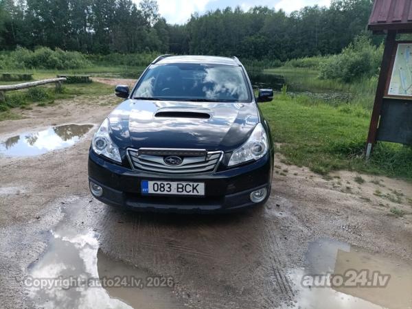 Melns Subaru Outback 2010 Tallina, ar dzinēja tilpumu 2.50 L un nobraukumu 226 tūkst. km par 4500 €, foto 2 vietnē AUTOMOTO.COM.LV
