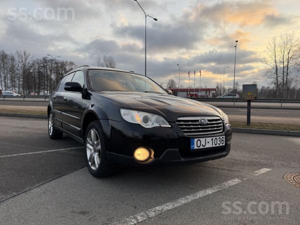 Black Subaru Outback 2010 in Riga, with an engine capacity of 2.50 L and mileage of 211 thousand km for 1750 €, photo 3 on AUTOMOTO.COM.LV