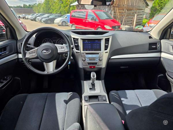 Black Subaru Outback 2010 in Utena, with an engine capacity of 2.46 L and mileage of 201 thousand km for 7950 €, photo 10 on AUTOMOTO.COM.LV