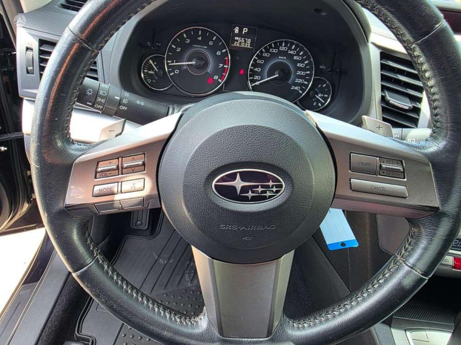 Black Subaru Outback 2010 in Utena, with an engine capacity of 2.46 L and mileage of 201 thousand km for 7950 €, photo 12 on AUTOMOTO.COM.LV